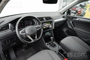 Volkswagen Tiguan 2021 Rīga, ar dzinēja tilpumu 1.50 L un nobraukumu 63 tūkst. km par 22500 €, foto 23 vietnē AUTOMOTO.COM.LV