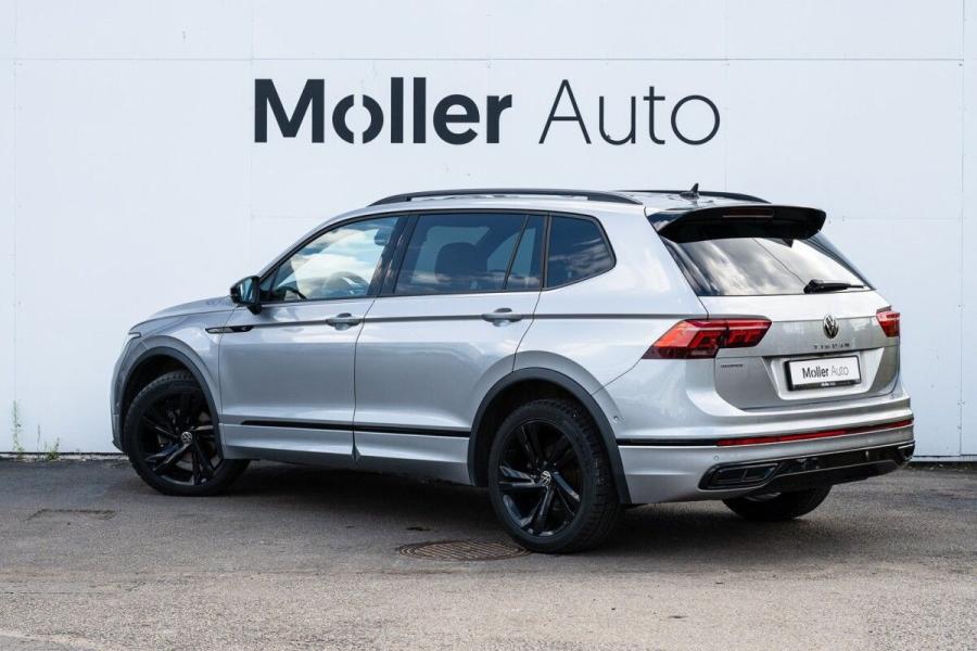 Volkswagen Tiguan 2022 in Riga, with an engine capacity of 2.00 L and mileage of 89 thousand km for 33800 €, photo 4 on AUTOMOTO.COM.LV