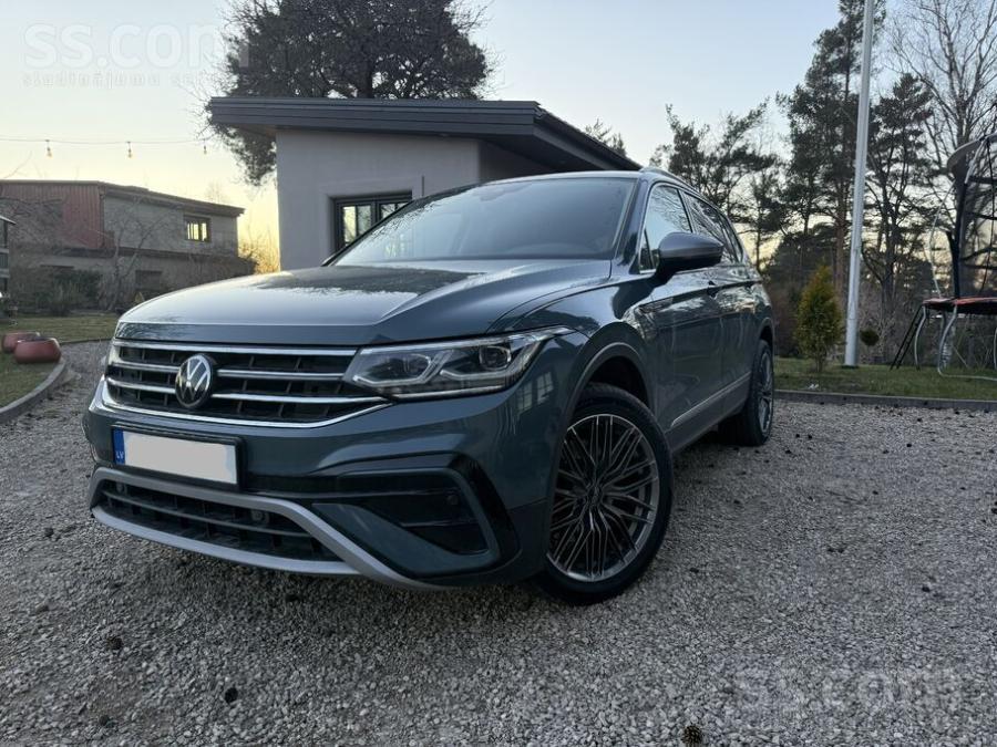 Volkswagen Tiguan 2022 Ogre, ar dzinēja tilpumu 2.00 L un nobraukumu 150 tūkst. km par 29999 €, foto 1 vietnē AUTOMOTO.COM.LV