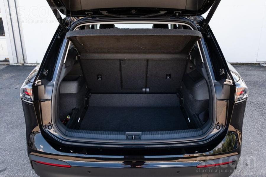 Volkswagen Tiguan 2024 Rīga, ar dzinēja tilpumu 1.50 L un nobraukumu 31 tūkst. km par 32950 €, foto 9 vietnē AUTOMOTO.COM.LV