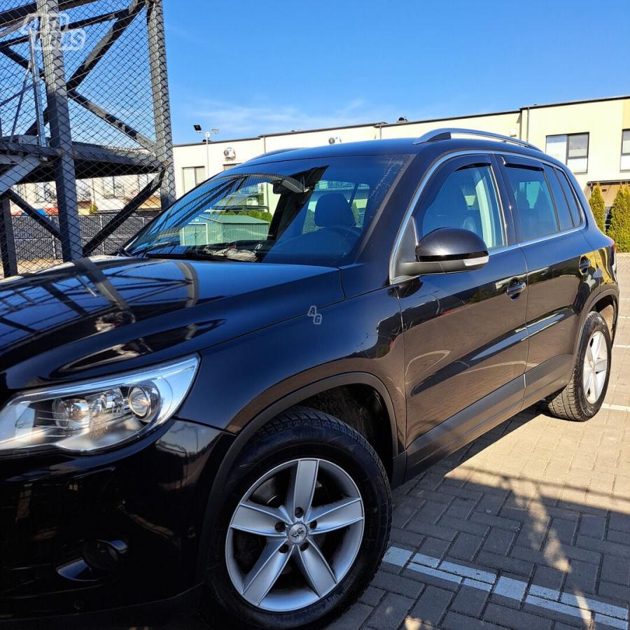 Volkswagen Tiguan 2009 in Kaunas, with an engine capacity of 1.90 L and mileage of 224 thousand km for 5300 €, photo 4 on AUTOMOTO.COM.LV