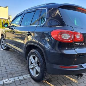 Volkswagen Tiguan 2009 in Kaunas, with an engine capacity of 1.90 L and mileage of 224 thousand km for 5300 €, photo 7 on AUTOMOTO.COM.LV