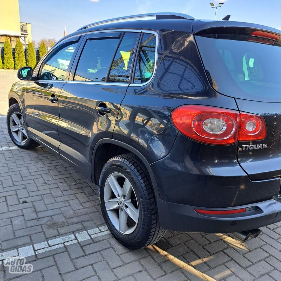Volkswagen Tiguan 2009 in Kaunas, with an engine capacity of 1.90 L and mileage of 224 thousand km for 5300 €, photo 24 on AUTOMOTO.COM.LV