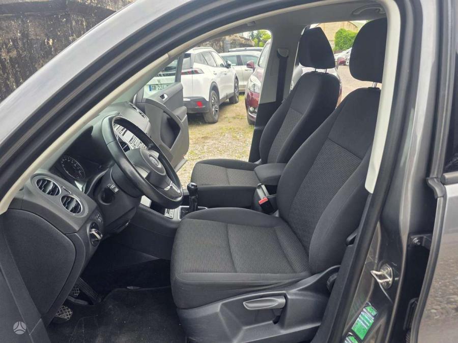 Volkswagen Tiguan 2013 Tauragė, ar dzinēja tilpumu 2.00 L un nobraukumu 300 tūkst. km par 5800 €, foto 13 vietnē AUTOMOTO.COM.LV