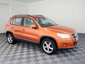 Oranžs Volkswagen Tiguan 2010 Tallina, ar dzinēja tilpumu 1.40 L un nobraukumu 253 tūkst. km par 2999 €, foto  vietnē AUTOMOTO.COM.LV