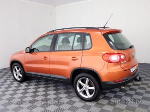 Oranžs Volkswagen Tiguan 2010 Tallina, ar dzinēja tilpumu 1.40 L un nobraukumu 253 tūkst. km par 2999 €, foto 5 vietnē AUTOMOTO.COM.LV