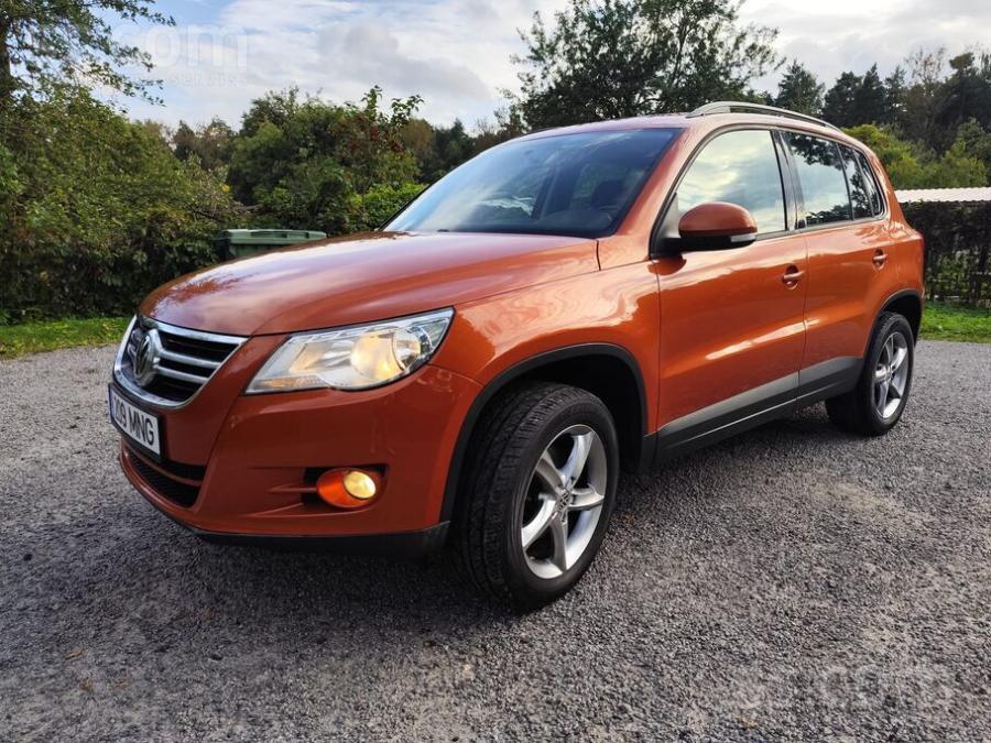 Orange Volkswagen Tiguan 2010 in Riga, with an engine capacity of 1.40 L and mileage of 251 thousand km for 4800 €, photo 8 on AUTOMOTO.COM.LV