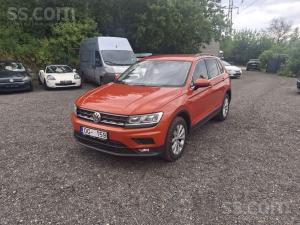 Orange Volkswagen Tiguan 2017 in Riga, with an engine capacity of 1.40 L and mileage of 146 thousand km for 18990 €, photo 1 on AUTOMOTO.COM.LV