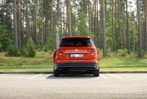 Oranžs Volkswagen Tiguan 2017 Rīga, ar dzinēja tilpumu 1.40 L un nobraukumu 146 tūkst. km par 18990 €, foto 7 vietnē AUTOMOTO.COM.LV