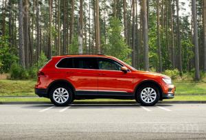 Oranžs Volkswagen Tiguan 2017 Rīga, ar dzinēja tilpumu 1.40 L un nobraukumu 146 tūkst. km par 18990 €, foto 9 vietnē AUTOMOTO.COM.LV