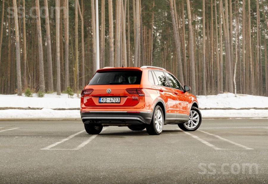 Orange Volkswagen Tiguan 2017 in Riga, with an engine capacity of 2.00 L and mileage of 191 thousand km for 16490 €, photo 6 on AUTOMOTO.COM.LV