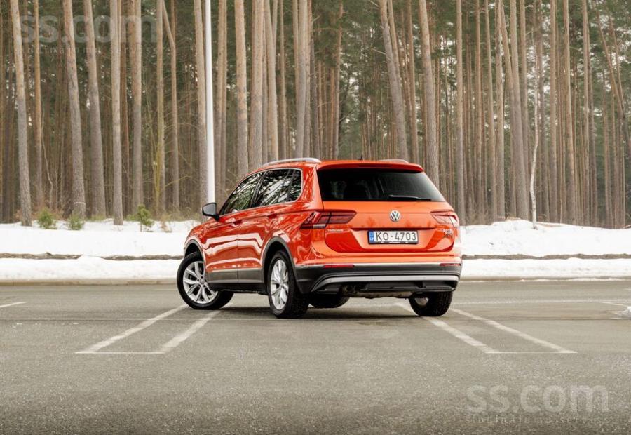 Orange Volkswagen Tiguan 2017 in Riga, with an engine capacity of 2.00 L and mileage of 191 thousand km for 16490 €, photo 8 on AUTOMOTO.COM.LV