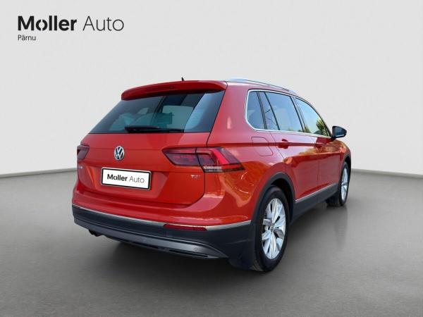 Oranžs Volkswagen Tiguan 2017 Pērnava, ar dzinēja tilpumu 1.40 L un nobraukumu 90 tūkst. km par 19000 €, foto 2 vietnē AUTOMOTO.COM.LV