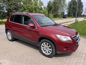 Sarkans Volkswagen Tiguan 2008 Limbaži, ar dzinēja tilpumu 2.00 L un nobraukumu 209 tūkst. km par 3750 €, foto 4 vietnē AUTOMOTO.COM.LV