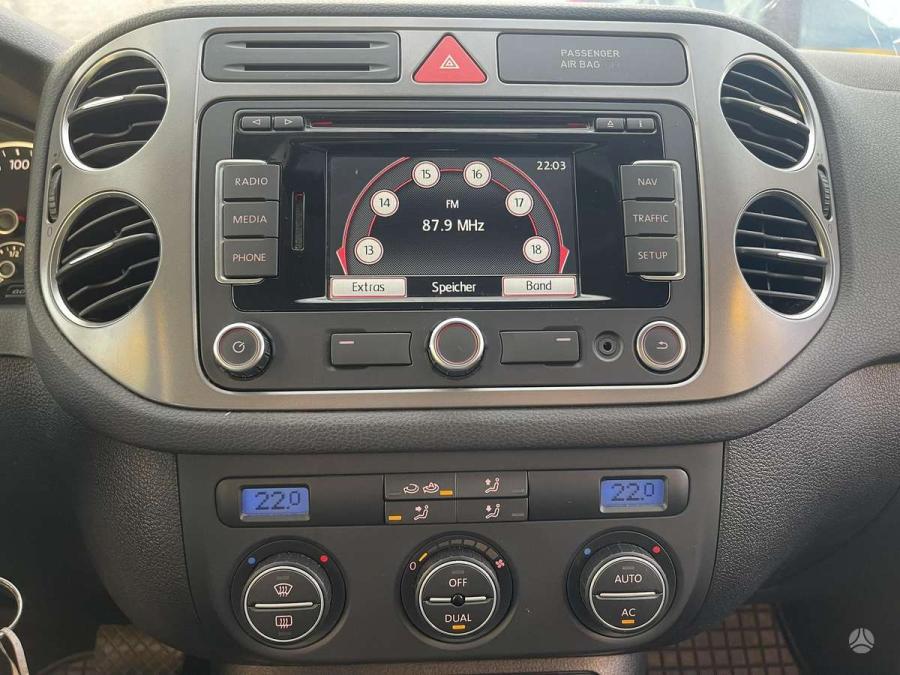 Sarkans Volkswagen Tiguan 2009 Klaipėda, ar dzinēja tilpumu 1.98 L un nobraukumu 121 tūkst. km par 3400 €, foto 19 vietnē AUTOMOTO.COM.LV
