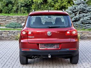 Sarkans Volkswagen Tiguan 2009 Viļņa, ar dzinēja tilpumu 2.00 L un nobraukumu 340 tūkst. km par 5200 €, foto 8 vietnē AUTOMOTO.COM.LV