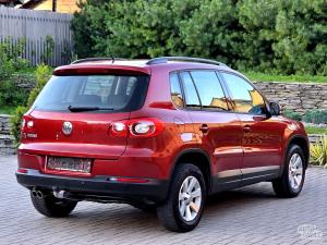 Sarkans Volkswagen Tiguan 2009 Viļņa, ar dzinēja tilpumu 2.00 L un nobraukumu 340 tūkst. km par 5200 €, foto 10 vietnē AUTOMOTO.COM.LV