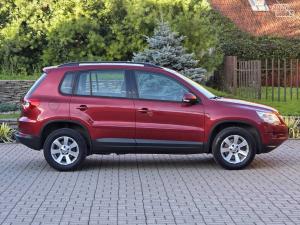 Sarkans Volkswagen Tiguan 2009 Viļņa, ar dzinēja tilpumu 2.00 L un nobraukumu 340 tūkst. km par 5200 €, foto 11 vietnē AUTOMOTO.COM.LV