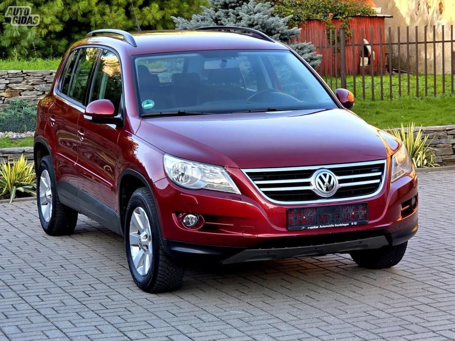 Sarkans Volkswagen Tiguan 2009 Viļņa, ar dzinēja tilpumu 2.00 L un nobraukumu 340 tūkst. km par 5200 €, foto 12 vietnē AUTOMOTO.COM.LV