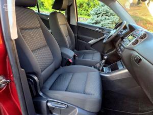 Sarkans Volkswagen Tiguan 2009 Viļņa, ar dzinēja tilpumu 2.00 L un nobraukumu 340 tūkst. km par 5200 €, foto 20 vietnē AUTOMOTO.COM.LV