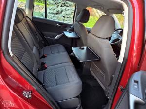 Sarkans Volkswagen Tiguan 2009 Viļņa, ar dzinēja tilpumu 2.00 L un nobraukumu 340 tūkst. km par 5200 €, foto 24 vietnē AUTOMOTO.COM.LV