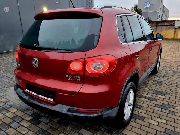 Sarkans Volkswagen Tiguan 2010 Šauļi, ar dzinēja tilpumu 1.97 L un nobraukumu 260 tūkst. km par 6600 €, foto 9 vietnē AUTOMOTO.COM.LV