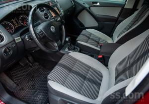 Sarkans Volkswagen Tiguan 2010 Cēsis, ar dzinēja tilpumu 2.00 L un nobraukumu 261 tūkst. km par 7350 €, foto 15 vietnē AUTOMOTO.COM.LV