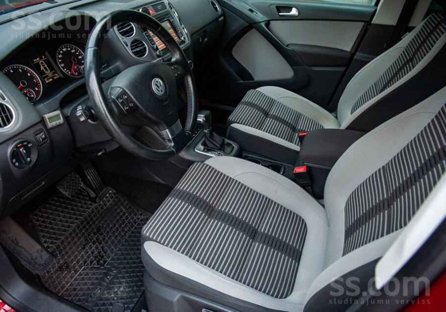 Sarkans Volkswagen Tiguan 2010 Cēsis, ar dzinēja tilpumu 2.00 L un nobraukumu 261 tūkst. km par 7350 €, foto 15 vietnē AUTOMOTO.COM.LV