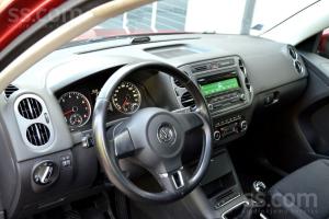 Red Volkswagen Tiguan 2012 in Riga, with an engine capacity of 1.40 L and mileage of 255 thousand km for 6990 €, photo 18 on AUTOMOTO.COM.LV