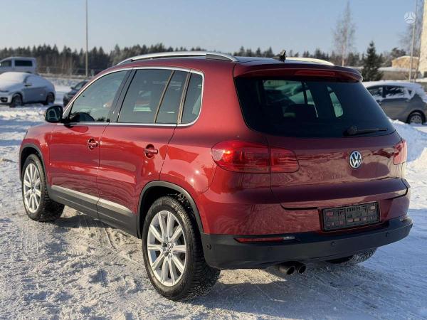 Sarkans Volkswagen Tiguan 2014 Utena, ar dzinēja tilpumu 1.97 L un nobraukumu 249 tūkst. km par 10950 €, foto 8 vietnē AUTOMOTO.COM.LV