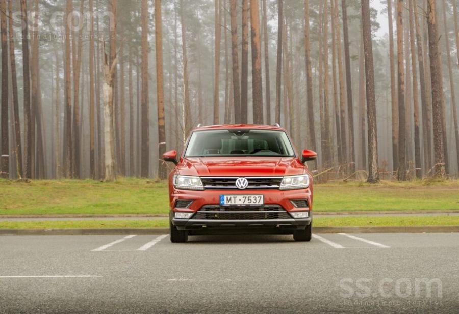 Sarkans Volkswagen Tiguan 2016 Rīga, ar dzinēja tilpumu 2.00 L un nobraukumu 162 tūkst. km par 18990 €, foto 3 vietnē AUTOMOTO.COM.LV