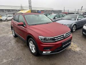 Red Volkswagen Tiguan 2016 in Kaunas, with an engine capacity of 1.97 L and mileage of 203 thousand km for 15950 €, photo  on AUTOMOTO.COM.LV