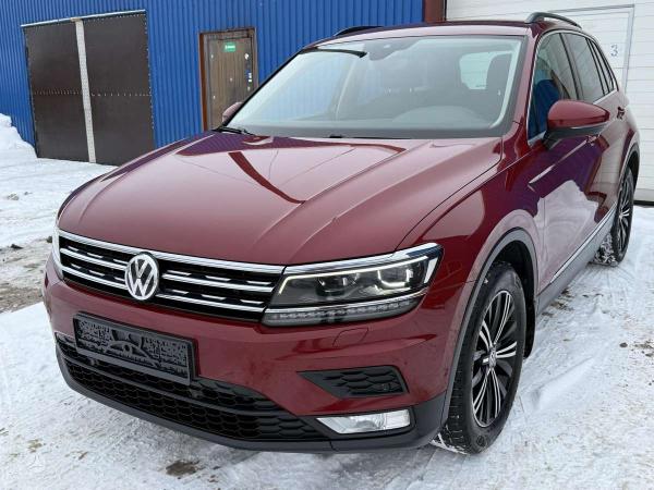 Sarkans Volkswagen Tiguan 2016 Prienai, ar dzinēja tilpumu 1.97 L un nobraukumu 273 tūkst. km par 14700 €, foto 8 vietnē AUTOMOTO.COM.LV