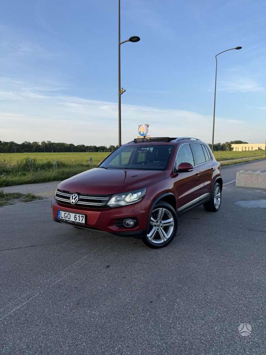 Sarkans Volkswagen Tiguan 2016 Kauņa, ar dzinēja tilpumu 1.97 L un nobraukumu 296 tūkst. km par 10499 €, foto 1 vietnē AUTOMOTO.COM.LV