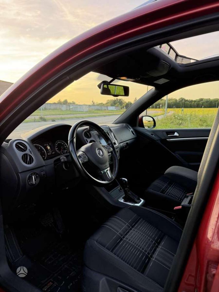Sarkans Volkswagen Tiguan 2016 Kauņa, ar dzinēja tilpumu 1.97 L un nobraukumu 296 tūkst. km par 10499 €, foto 10 vietnē AUTOMOTO.COM.LV