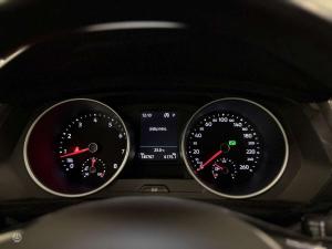 Red Volkswagen Tiguan 2016 in Vilnius, with an engine capacity of 1.40 L and mileage of 146 thousand km for 16490 €, photo 21 on AUTOMOTO.COM.LV