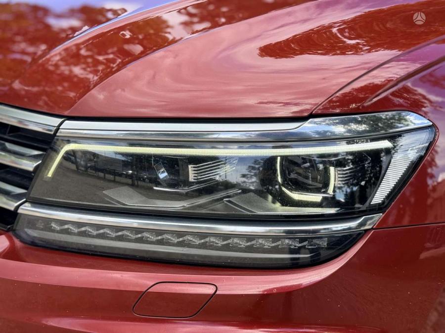 Sarkans Volkswagen Tiguan 2016 Ukmergė, ar dzinēja tilpumu 1.97 L un nobraukumu 270 tūkst. km par 12350 €, foto 4 vietnē AUTOMOTO.COM.LV