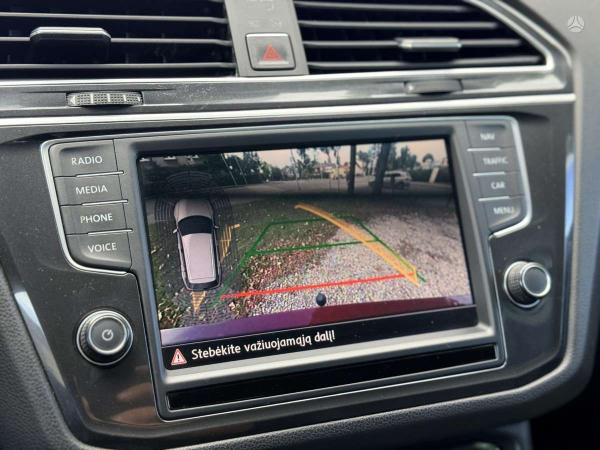 Sarkans Volkswagen Tiguan 2016 Ukmergė, ar dzinēja tilpumu 1.97 L un nobraukumu 270 tūkst. km par 12350 €, foto 10 vietnē AUTOMOTO.COM.LV