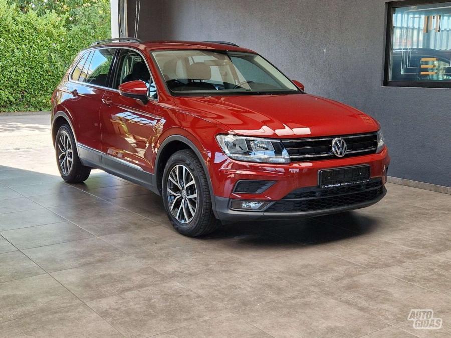 Sarkans Volkswagen Tiguan 2017 Kauņa, ar dzinēja tilpumu 1.40 L un nobraukumu 56 tūkst. km par 22399 €, foto 1 vietnē AUTOMOTO.COM.LV