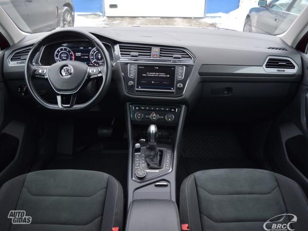 Sarkans Volkswagen Tiguan 2017 Rīga, ar dzinēja tilpumu 2.00 L un nobraukumu 141 tūkst. km par 16900 €, foto 4 vietnē AUTOMOTO.COM.LV