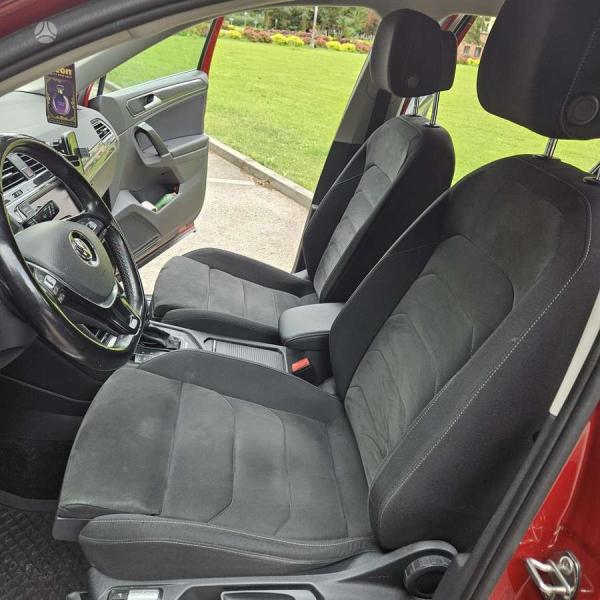 Red Volkswagen Tiguan 2017 in Marijampole, with an engine capacity of 1.97 L and mileage of 253 thousand km for 18500 €, photo 7 on AUTOMOTO.COM.LV