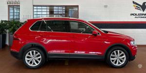 Red Volkswagen Tiguan 2017 in Kaunas, with an engine capacity of 1.97 L and mileage of 137 thousand km for 15690 €, photo 5 on AUTOMOTO.COM.LV