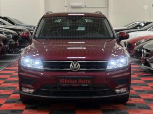 Red Volkswagen Tiguan 2017 in Vilnius, with an engine capacity of 1.40 L and mileage of 146 thousand km for 15490 €, photo 3 on AUTOMOTO.COM.LV