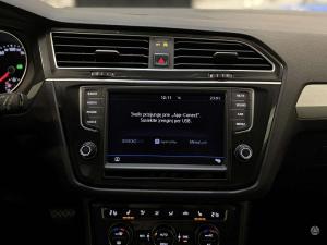 Red Volkswagen Tiguan 2017 in Vilnius, with an engine capacity of 1.40 L and mileage of 146 thousand km for 15490 €, photo 24 on AUTOMOTO.COM.LV