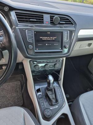 Sarkans Volkswagen Tiguan 2017 Šauļi, ar dzinēja tilpumu 1.97 L un nobraukumu 242 tūkst. km par 9900 €, foto 23 vietnē AUTOMOTO.COM.LV