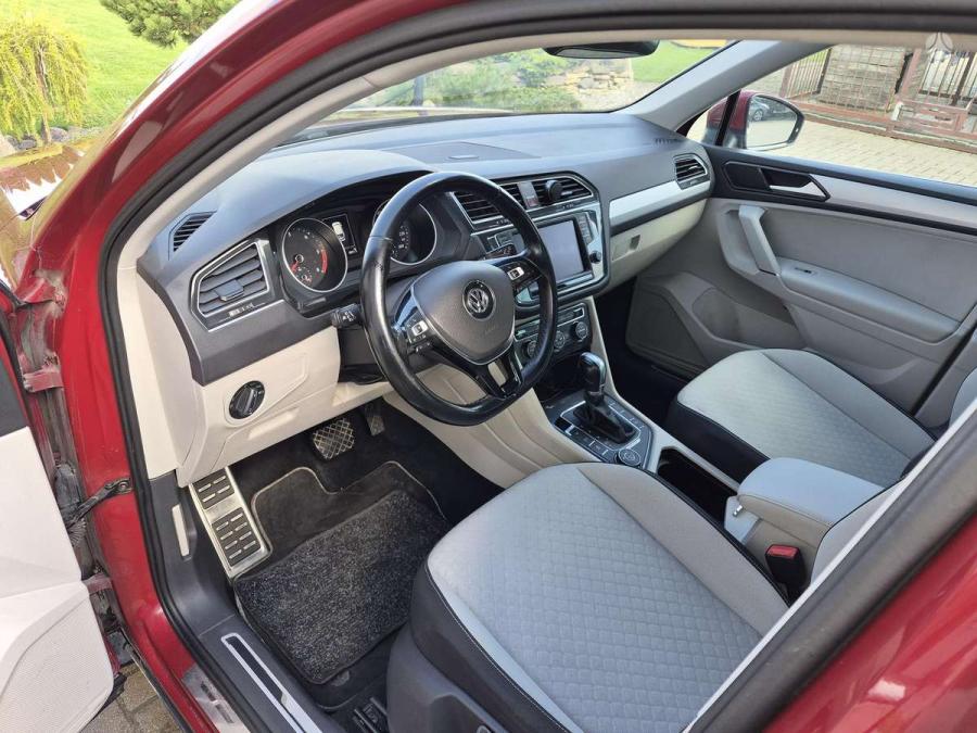 Sarkans Volkswagen Tiguan 2017 Šauļi, ar dzinēja tilpumu 1.97 L un nobraukumu 242 tūkst. km par 9900 €, foto 26 vietnē AUTOMOTO.COM.LV