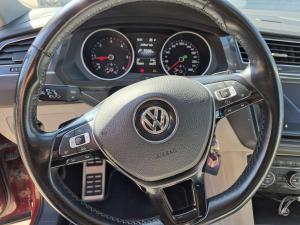 Sarkans Volkswagen Tiguan 2017 Šauļi, ar dzinēja tilpumu 1.97 L un nobraukumu 242 tūkst. km par 9900 €, foto 35 vietnē AUTOMOTO.COM.LV