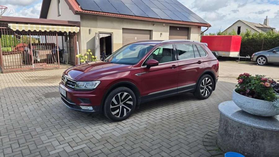 Sarkans Volkswagen Tiguan 2017 Šauļi, ar dzinēja tilpumu 1.97 L un nobraukumu 242 tūkst. km par 9900 €, foto 44 vietnē AUTOMOTO.COM.LV