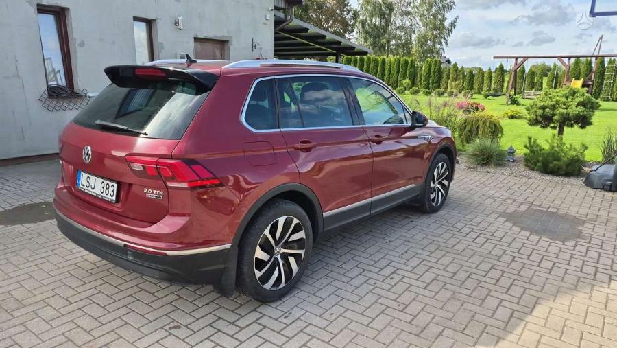 Sarkans Volkswagen Tiguan 2017 Šauļi, ar dzinēja tilpumu 1.97 L un nobraukumu 242 tūkst. km par 9900 €, foto 47 vietnē AUTOMOTO.COM.LV
