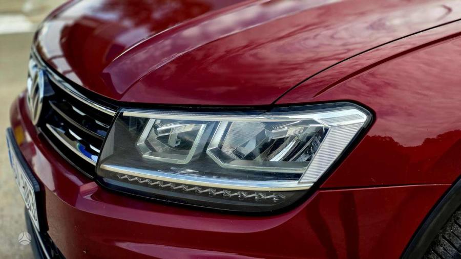 Sarkans Volkswagen Tiguan 2017 Šauļi, ar dzinēja tilpumu 1.97 L un nobraukumu 240 tūkst. km par 13900 €, foto 9 vietnē AUTOMOTO.COM.LV
